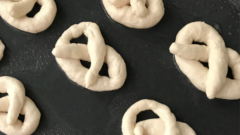 How to Make Soft Pretzels in the Bread Machine — Thrifty Mommas Tips